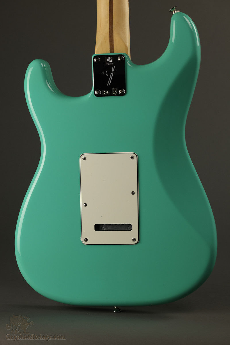 Fender Player Stratocaster®, Pau Ferro Fingerboard, Sea Foam Green New ...